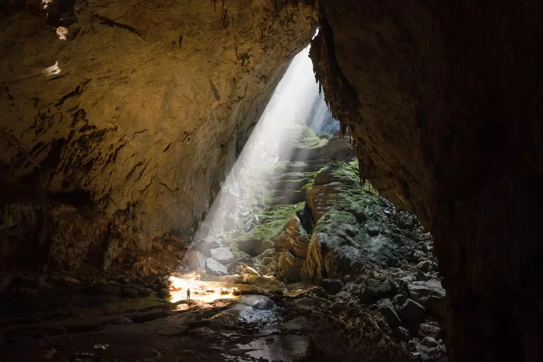 Tieto úchvatné fotografie vietnamských jaskýň prinesú každému kreslo Spelkera 43039_16