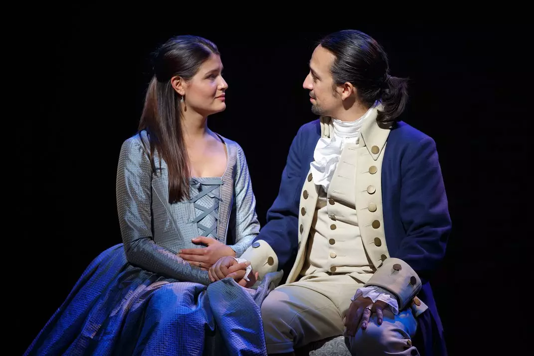 Pade Lin-Manuel Miranda, Oloye Sile “Hamilton,” Kọlu Tuntun Broadway 44257_5