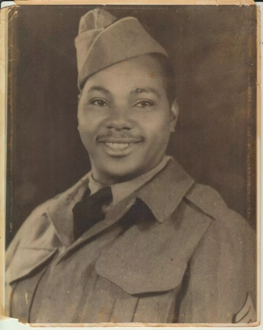 Maty tamin'ny faha-112 taonany i Lawrence Brooks, Veteran'ny WWII tranainy indrindra niaina tany Etazonia 44492_2