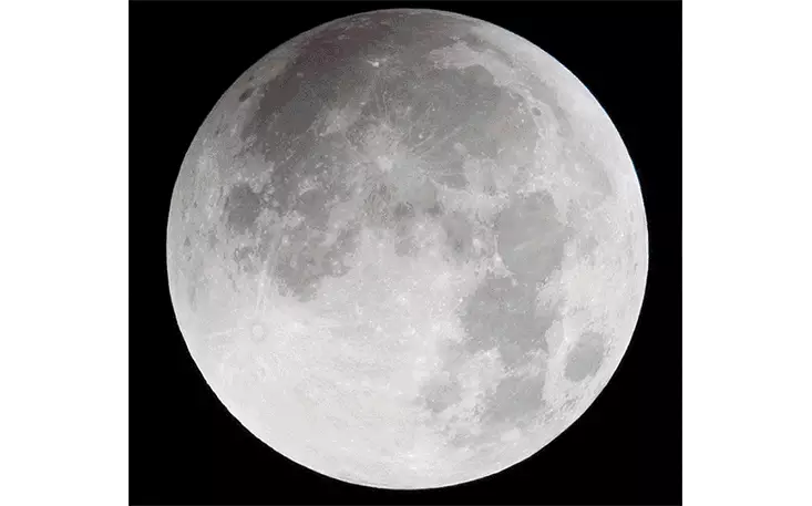 罕見的超級月亮/月食會聚的照片並不令人失望