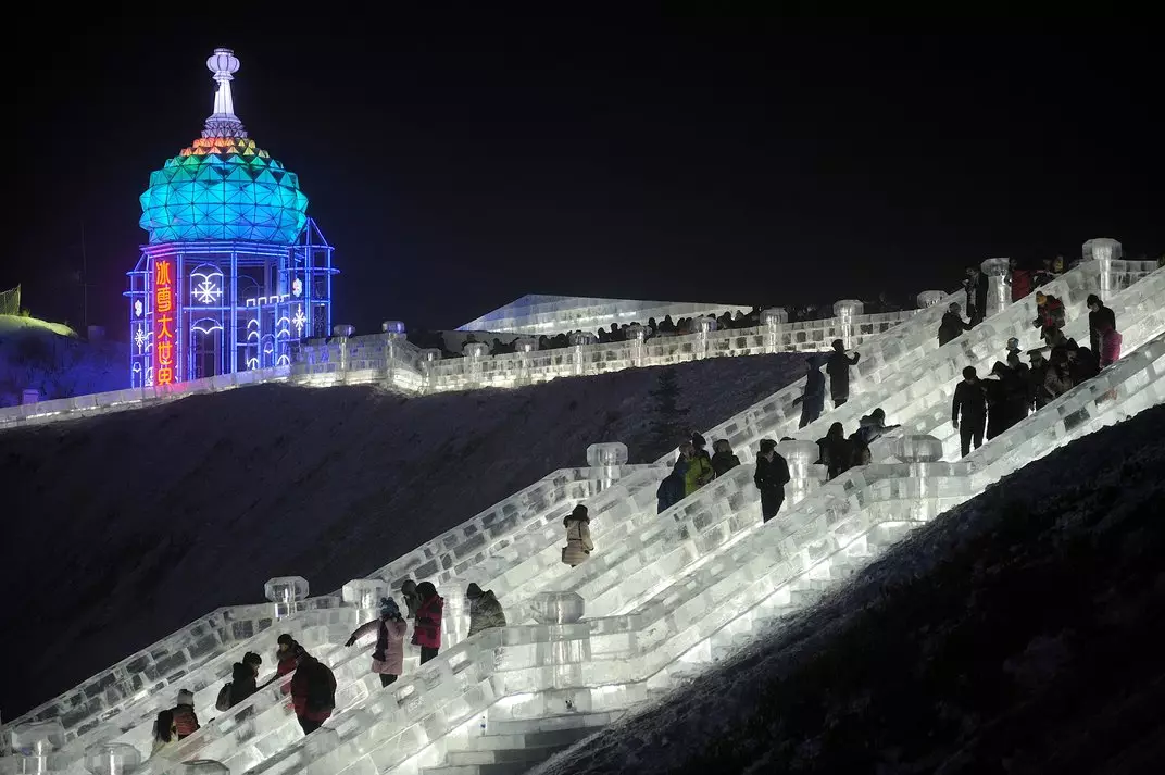 Gbogbo agbaye jẹ ere ere tio tutunini ni China's Ice and Snow Festival 46419_6