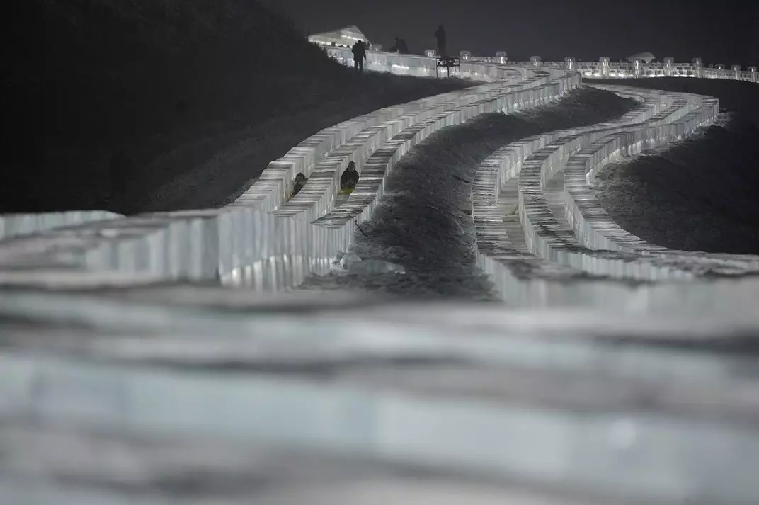 Todo o mundo é unha escultura conxelada no Festival de Xeo e Neve de China 46419_8