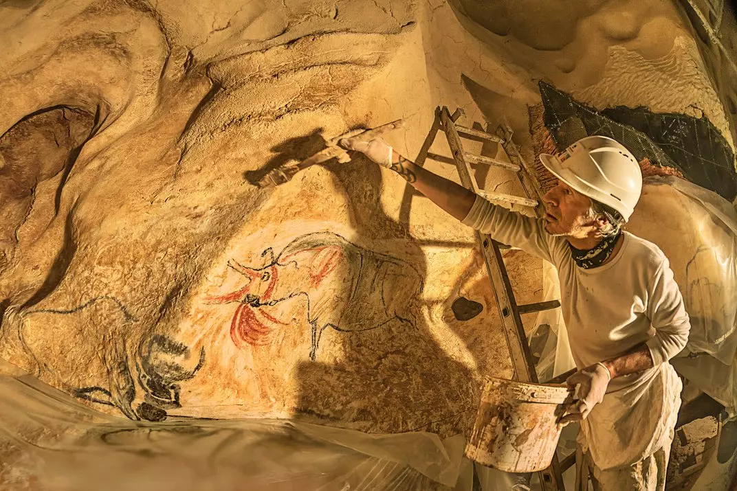 අවසාන වශයෙන්, Beauty of France's Chauvet Cave එහි මහා ප්‍රසිද්ධ මංගල දර්ශනය කරයි 46807_4