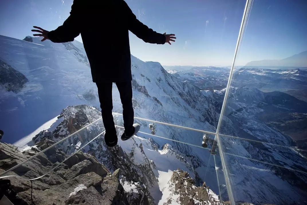 Look Down If You Dare: 14 av verdens mest skremmende (og vakre) Glass Skywalks 46819_3