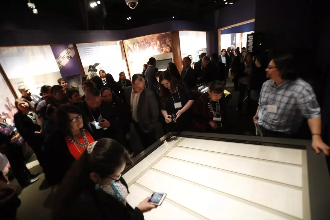 El Tratado de la Nación Navajo de 1868 sigue vivo en el Museo Indígena Americano