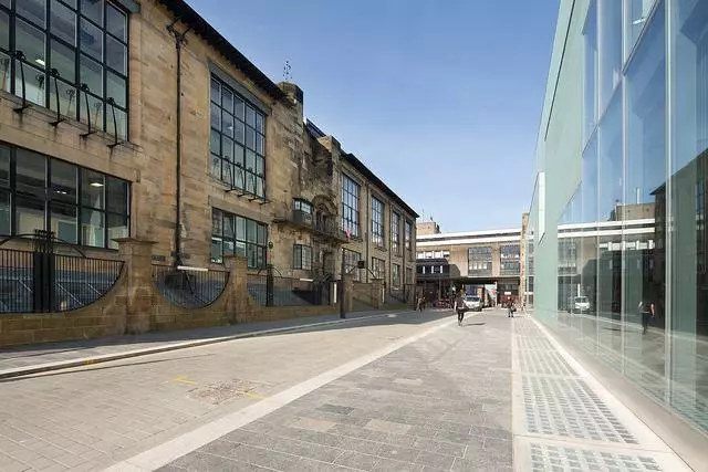 Glasgow School of Art sal herbou word, maar konstruksie kan tot 'n dekade duur
