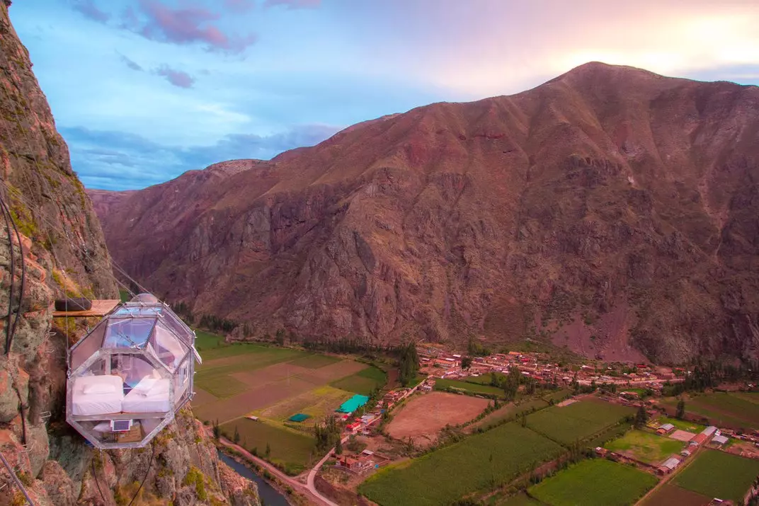 Sleep With the Condors at This Peruvian Hotel Hanging Off a Cliff 48873_10