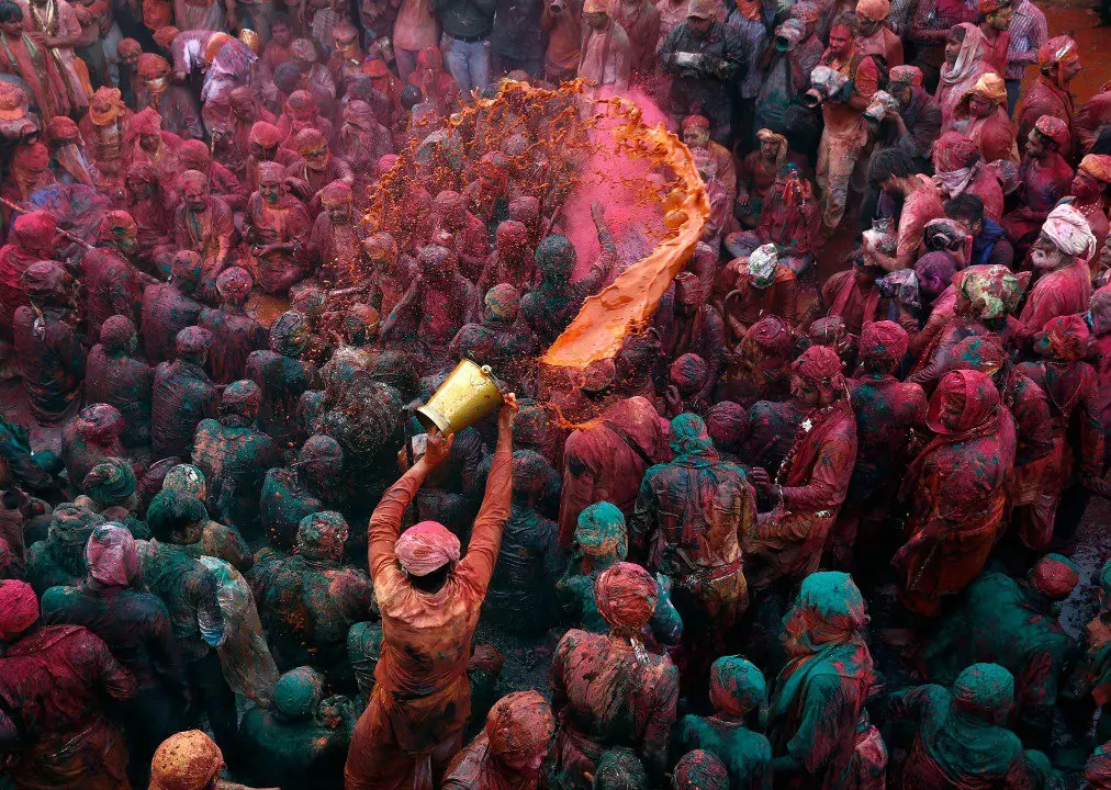 Holi 2015: Fantastiske billeder af Holi, farvernes festival 48910_5
