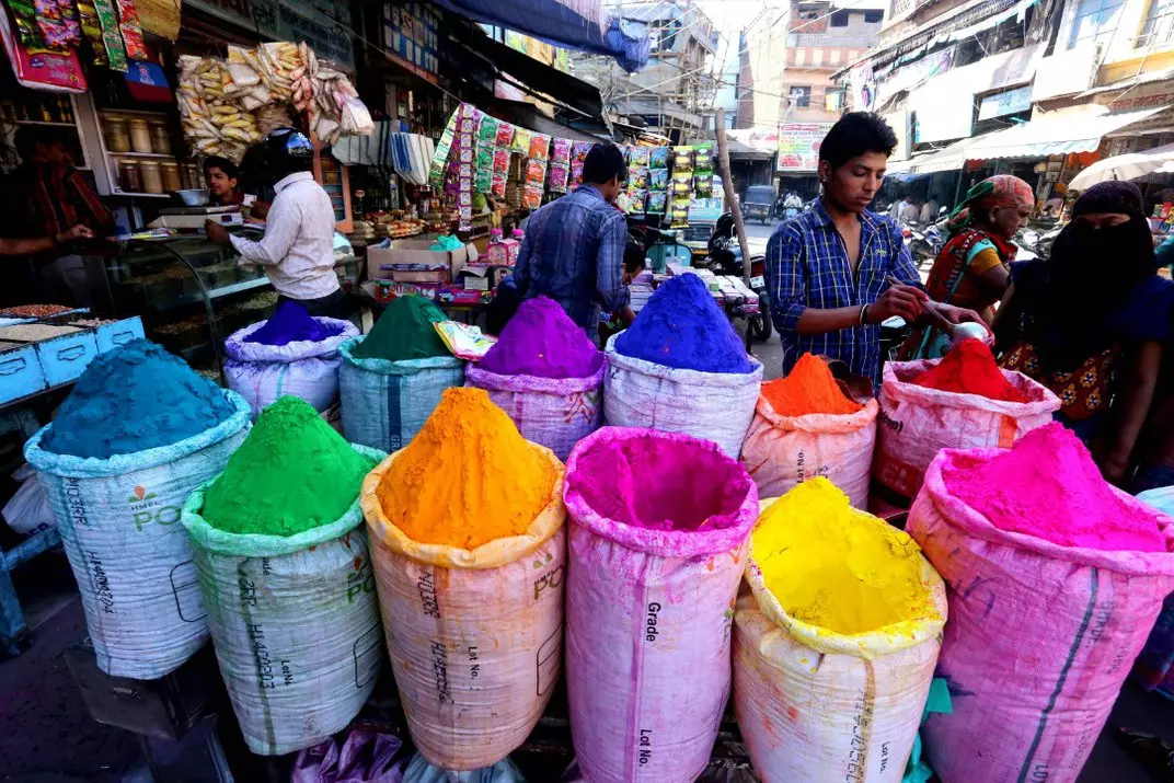 Holi 2015: Fantastiske billeder af Holi, farvernes festival 48910_8