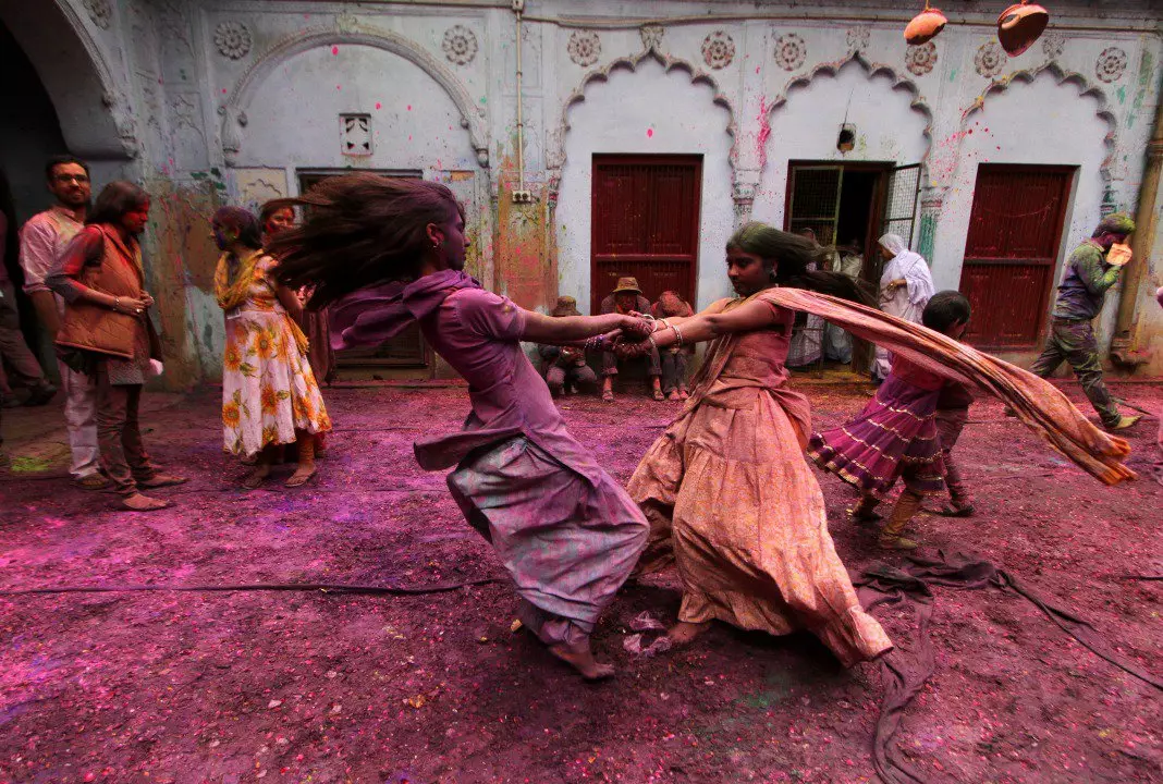 Holi 2015: Fantastiske billeder af Holi, farvernes festival 48910_9
