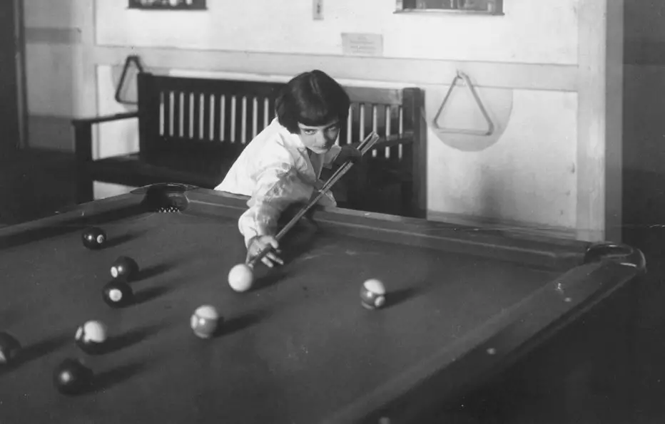 Ruth McGinnis: Malkia wa Billiards 49008_6