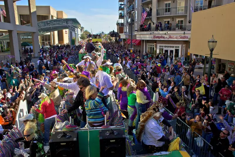 Vendet më të mira për të festuar Mardi Gras jashtë New Orleans 49059_2