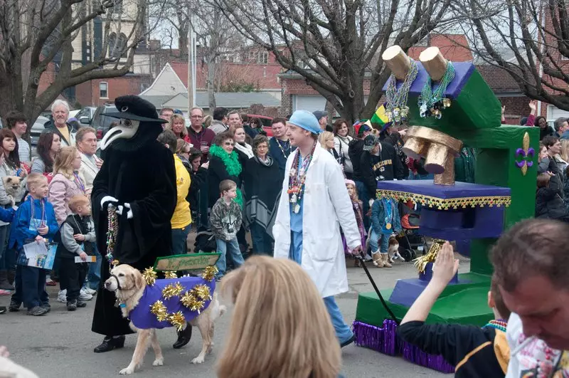 Najboljša mesta za praznovanje Mardi Gras zunaj New Orleansa 49059_3