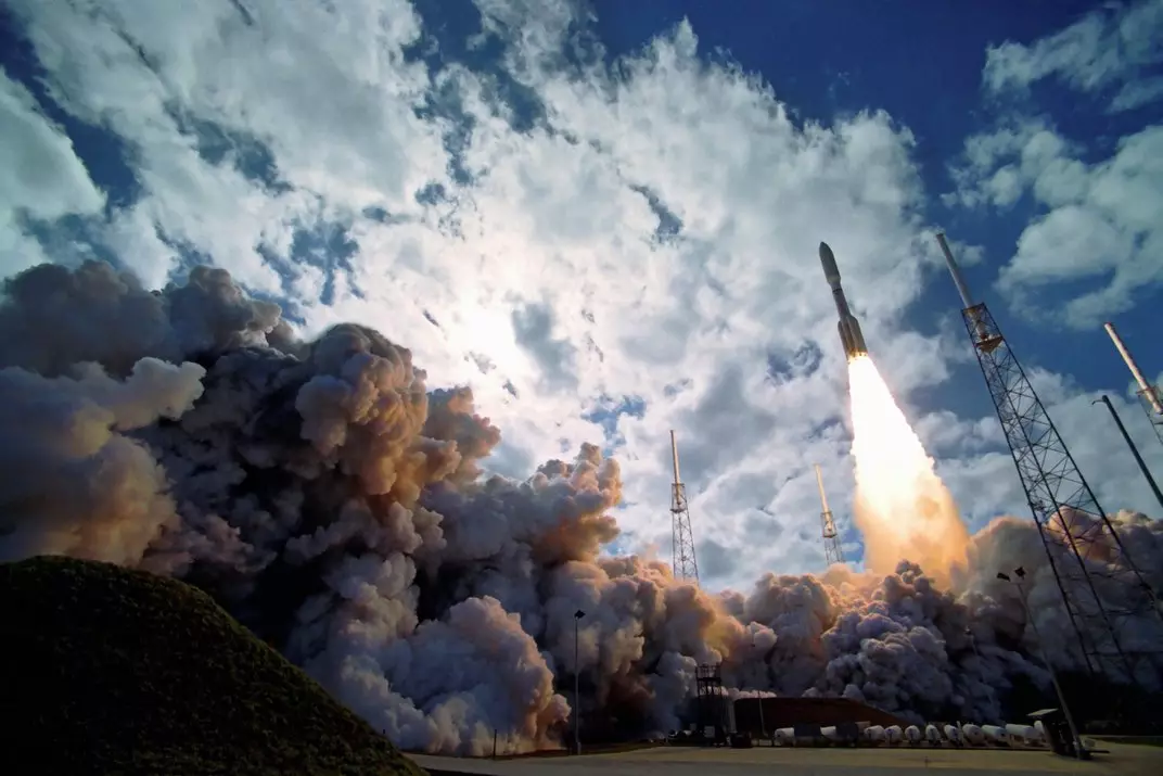 I-Atlas V Yethula I-New Horizons Mission ku-Pluto.