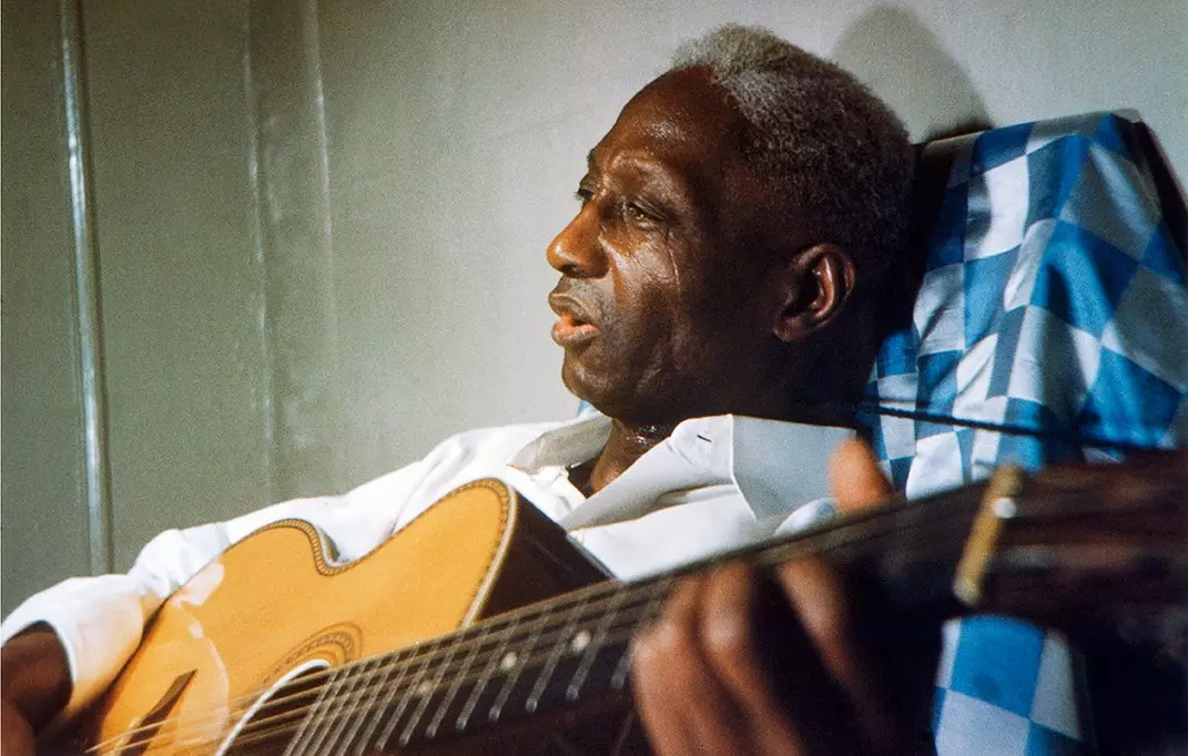 ILifa elingenakulinganiswa leLead Belly 49417_1