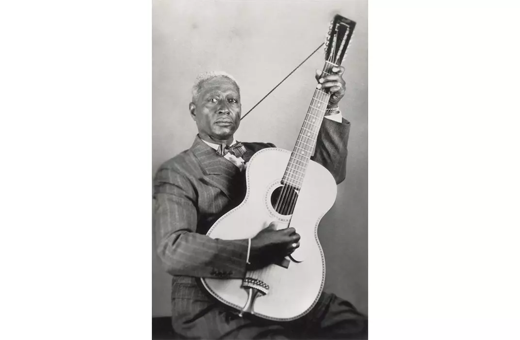 Ifa Elingenakuqhathaniswa Le-Lead Belly 49417_2