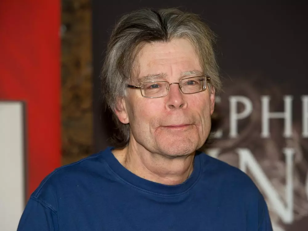 Trove of Rare Stephen King Books zničené potopou