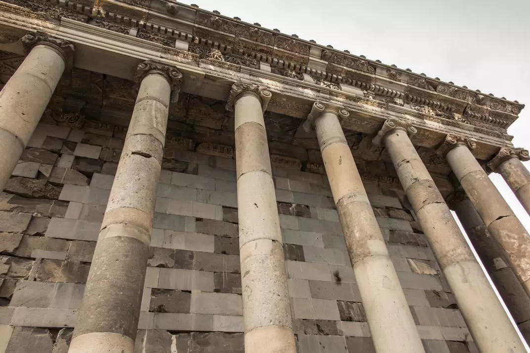 Çfarë bën një tempull i lashtë romak në Armeni? 49456_2