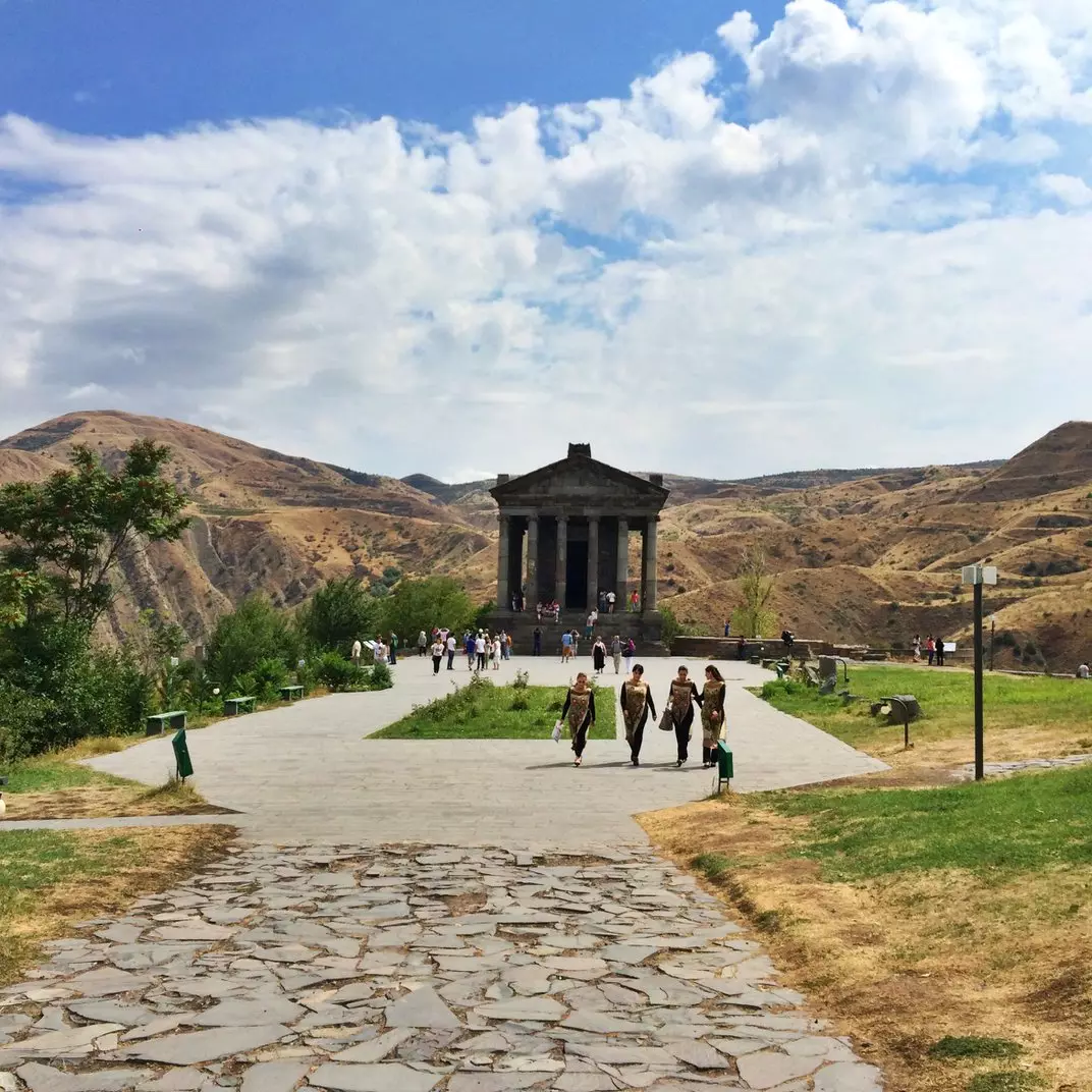 Çfarë bën një tempull i lashtë romak në Armeni? 49456_6