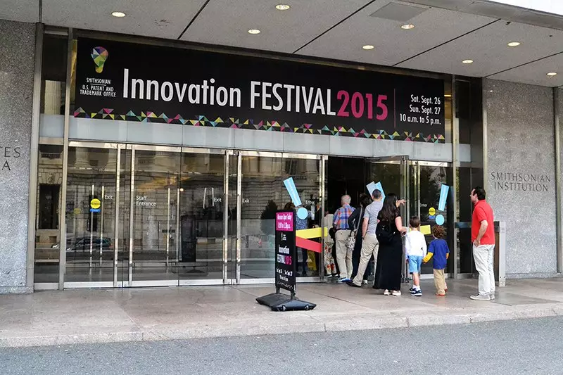 Ang Smithsonian's Innovation Festival Nagwagtang sa Proseso sa Imbensyon