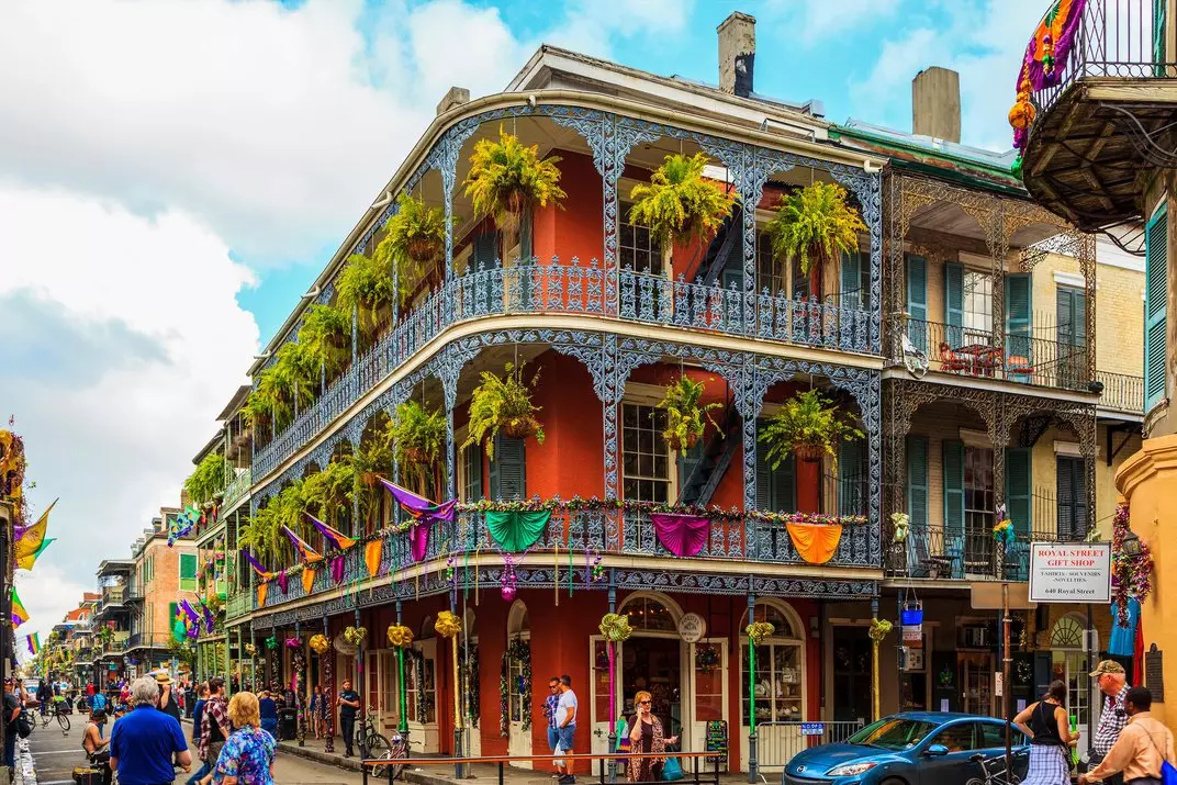 Oge oriri na ọṅụṅụ na New Orleans USA