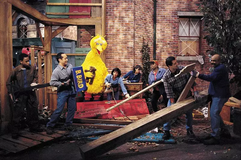 Mister Rogers var en pionjär när han pratade med barn om vapenvåld 50049_13