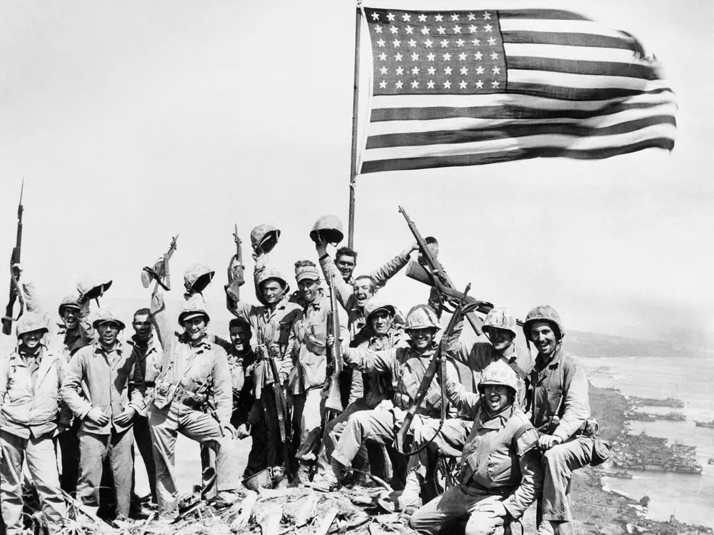 Fotos de la batalla d'Iwo Jima per commemorar el seu 70è aniversari