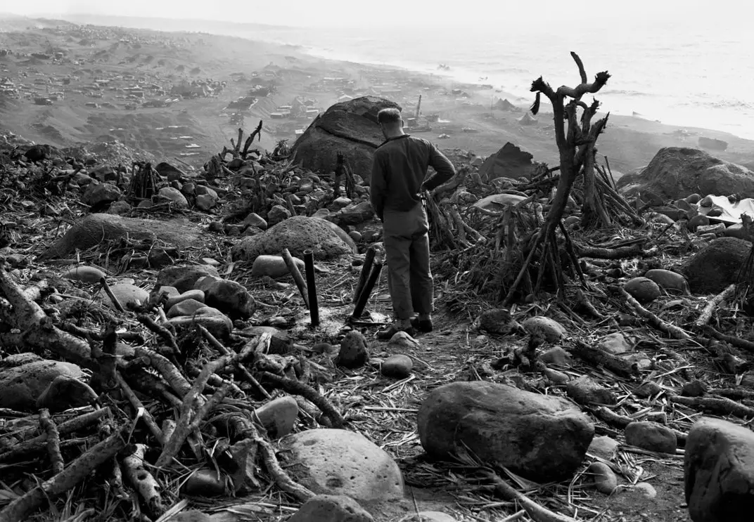 Foton från slaget vid Iwo Jima för att markera dess 70-årsjubileum 50359_12