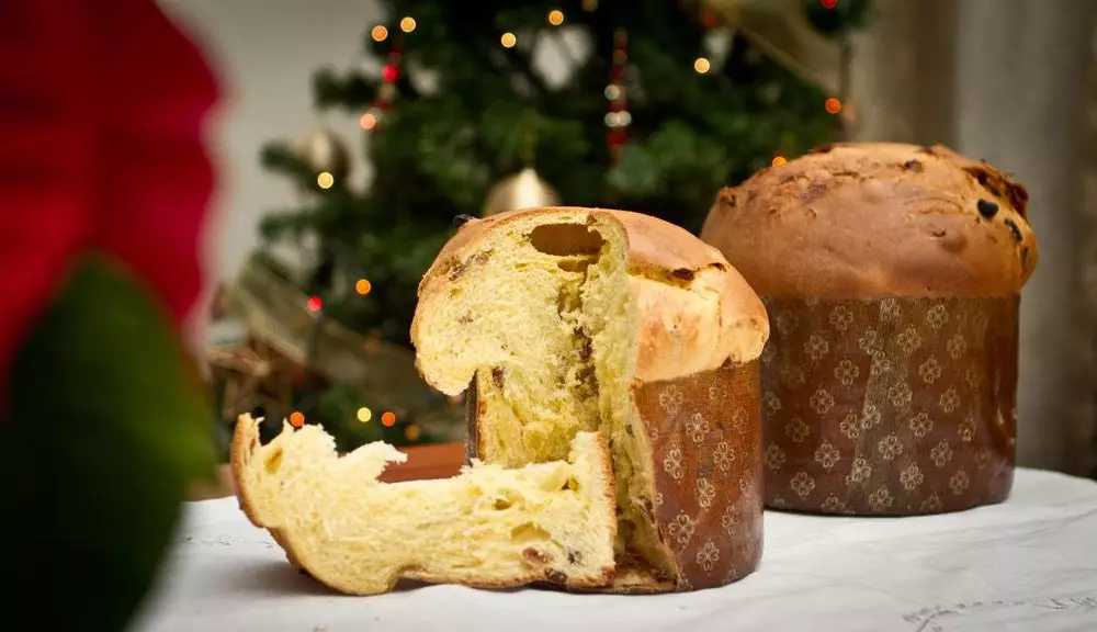 Panettone kulinarinė istorija, Italijos ir Pietų Amerikos Kalėdų skanėstas