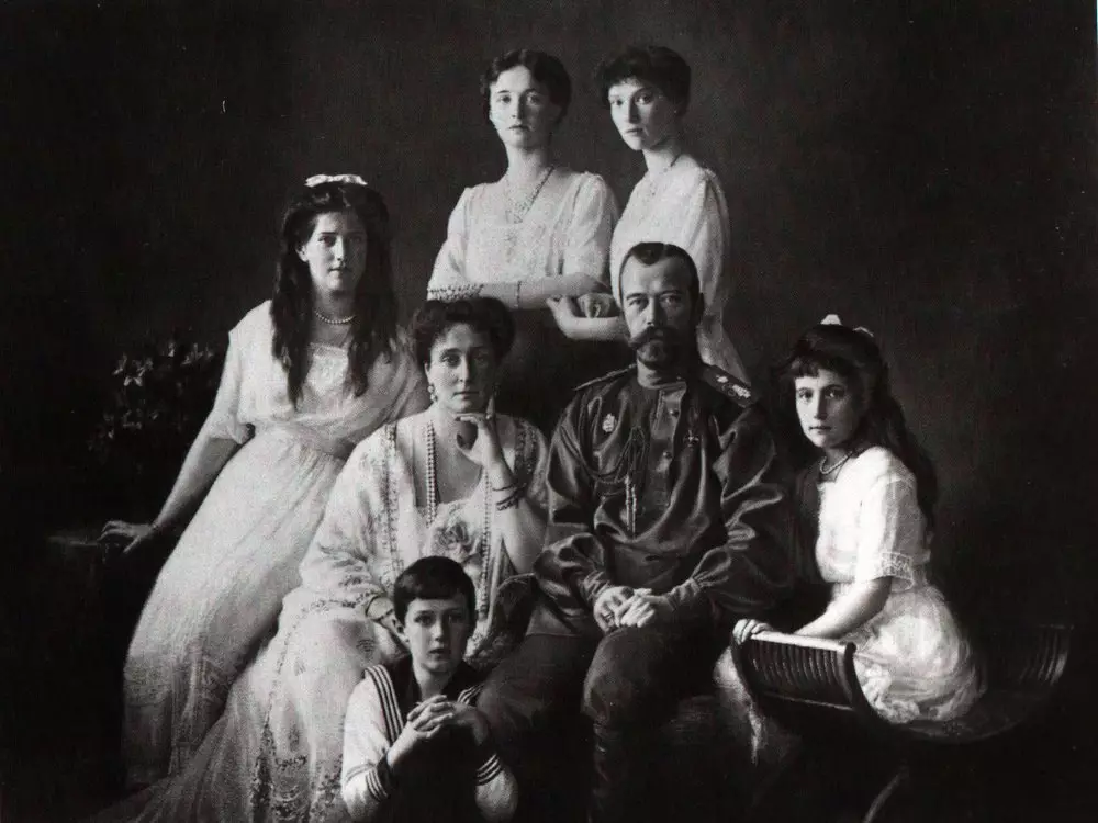 DNA Analysis Confirms Authenticity of Romanovs&#x27; Remains