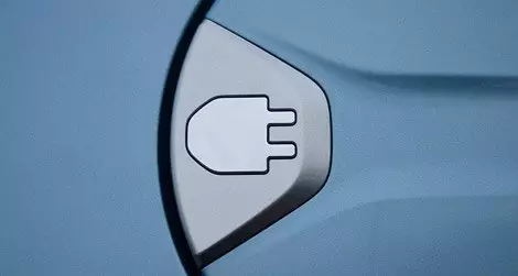 Ar 2012-ieji bus elektromobilio pakilimo metai?