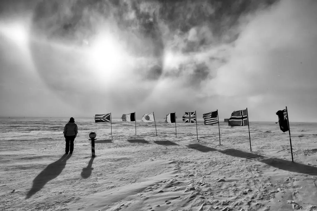 Cum soarele antarctic creează efecte optice uluitoare 50471_2