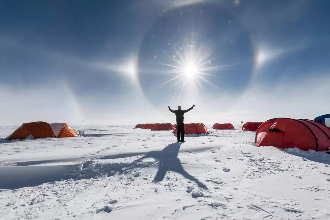 Paano Lumilikha ang Antarctic Sun ng mga Makapigil-hiningang Optical Effect 50471_4