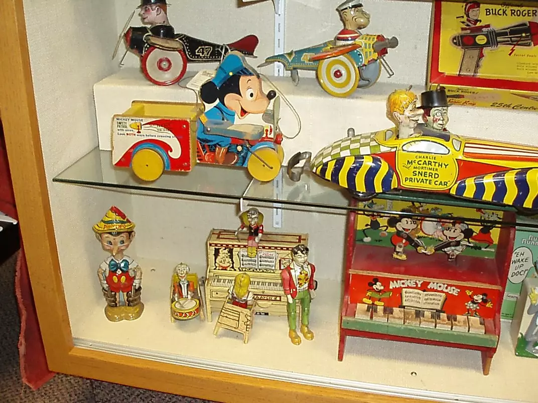 A obsesión dun home polos xoguetes antigos deu lugar a un museo 50625_10