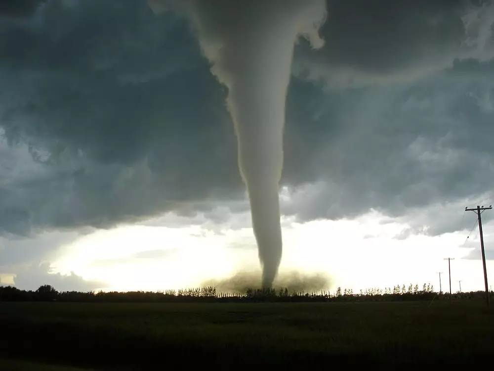 Urukuta runini rushobora gukumira tornado?