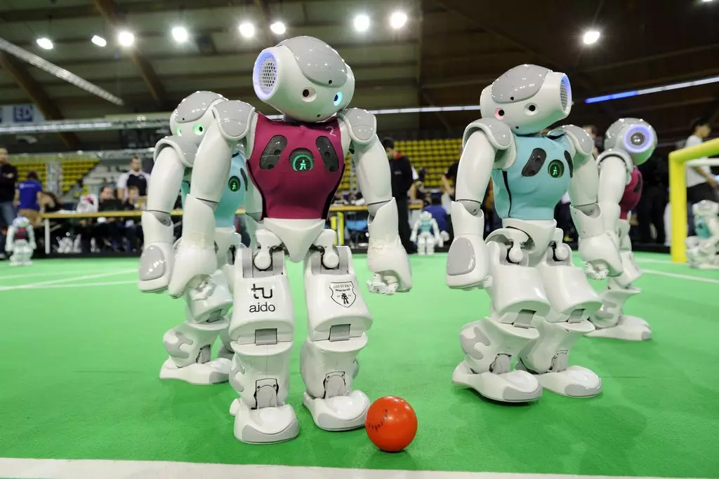 RoboCup: Kuvaka Chikwata Chemarobhoti Achakunda Vakwikwidzi VeNdebe yeNyika 50715_7