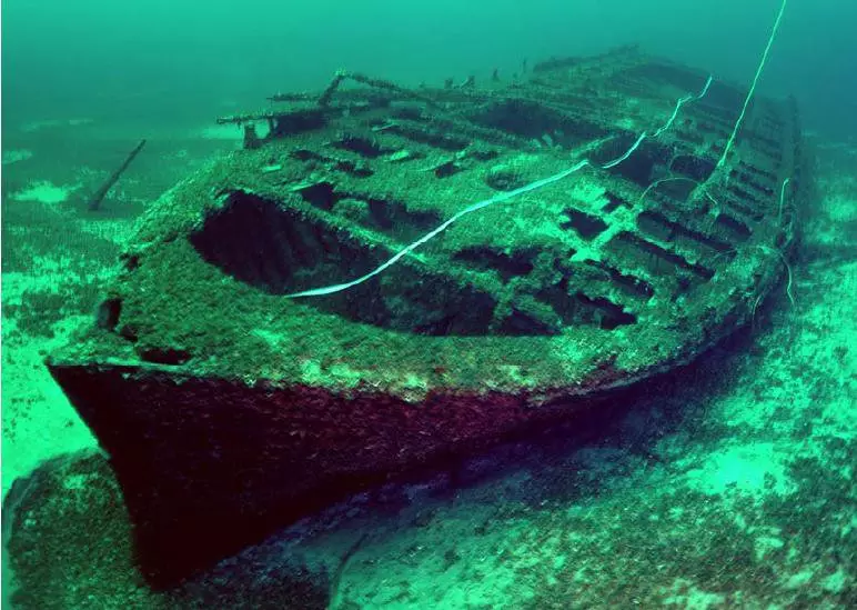 Lihat Dua Makam Kapal Yang Mungkin Menjadi Suaka Laut Baru 50719_7