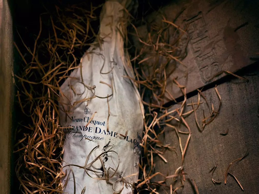 170-Year-Old Champagne Recovered (and Tasted) From a Baltic Shipwreck