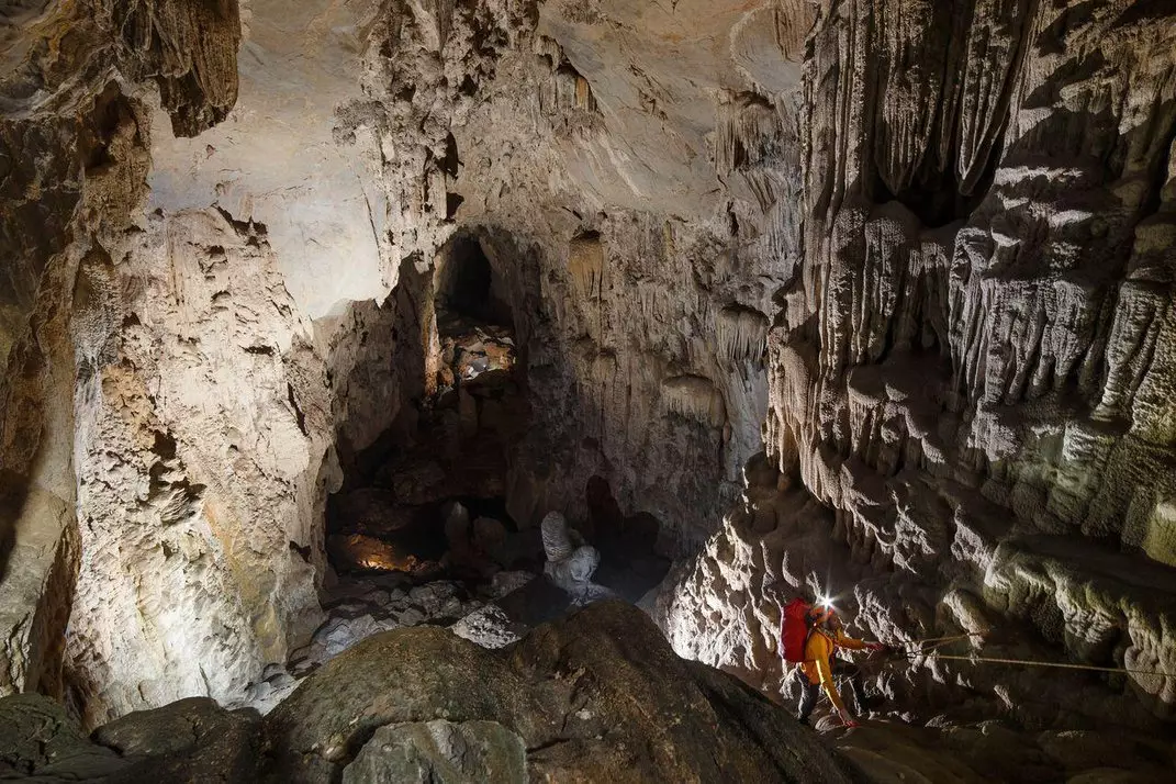 सर्वात मोठ्या ते सर्वात लांब, भेट देण्यासाठी पाच आश्चर्यकारक गुहा 51356_6