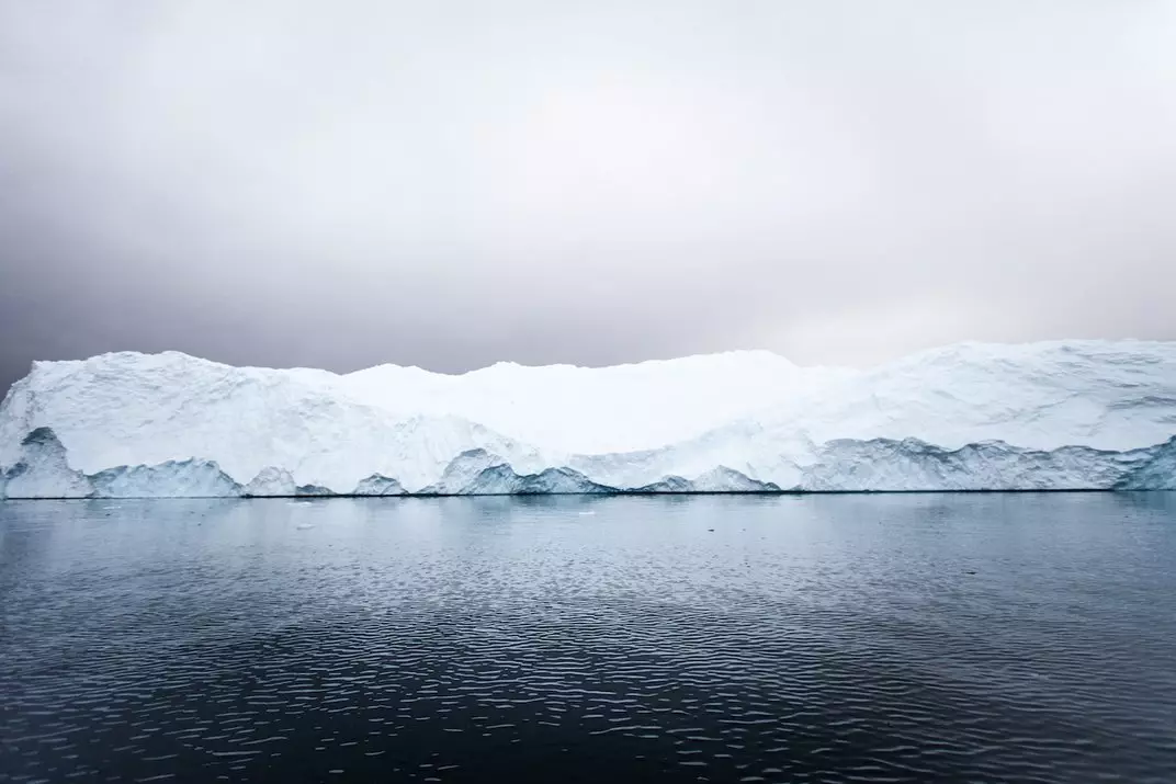 Aysberg ag'darilgan va uning pastki qismi hayratlanarli 51816_6