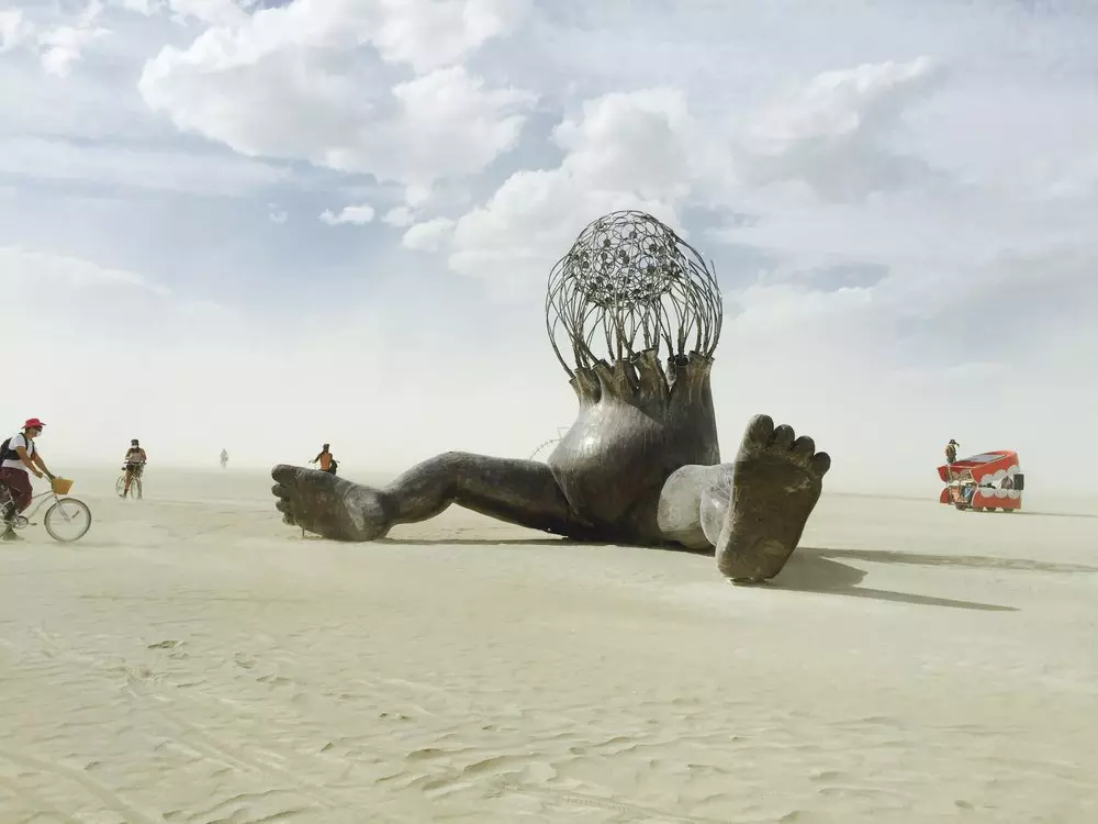 Fotogrāfijas: Wacky, Wild Art no šī gada Burning Man festivāla