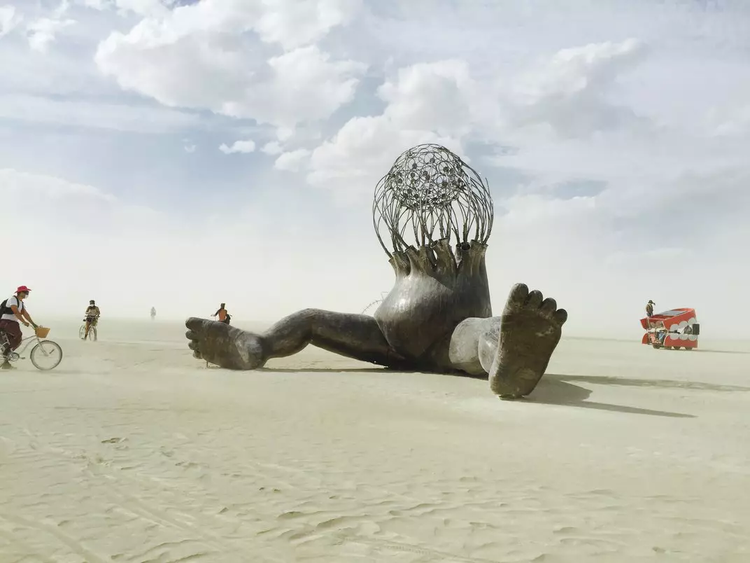 Cov duab: Wacky, Wild Art From This Year's Burning Man Festival 51839_7