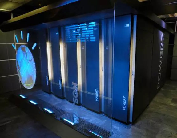 Superkomputer IBM Watson dapat mulai membantu dokter mendiagnosis penyakit pada tahun 2013.