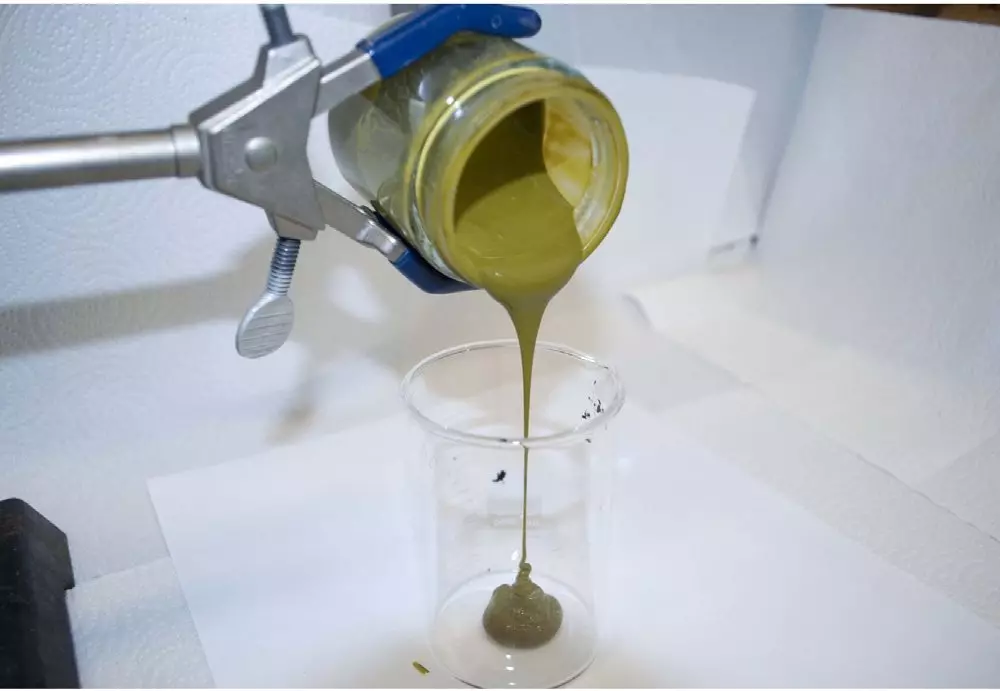 Shkencëtarët i kthejnë algat në naftë bruto në më pak se një orë