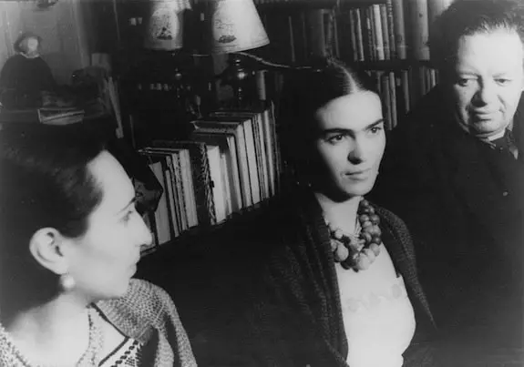 Frida Kahlo szekrénye végre megnyílt a világ számára