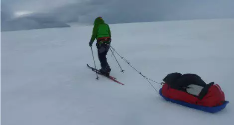 Felicity Aston, hier in IJsland te zien, probeert momenteel alleen Antarctica over te steken.