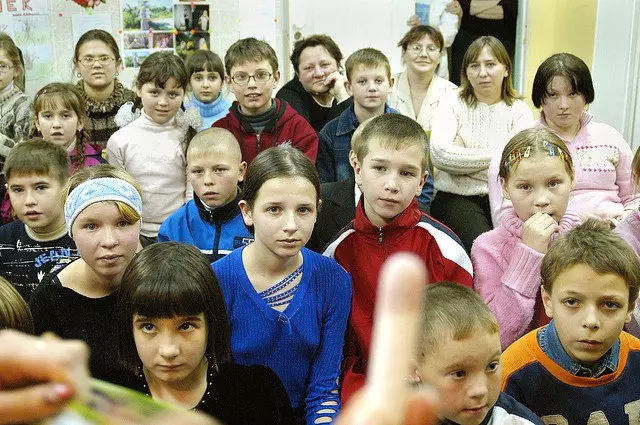 Rûsyayê tenê deng da ku nehêle Amerîkî zarokên rûs qebûl bikin
