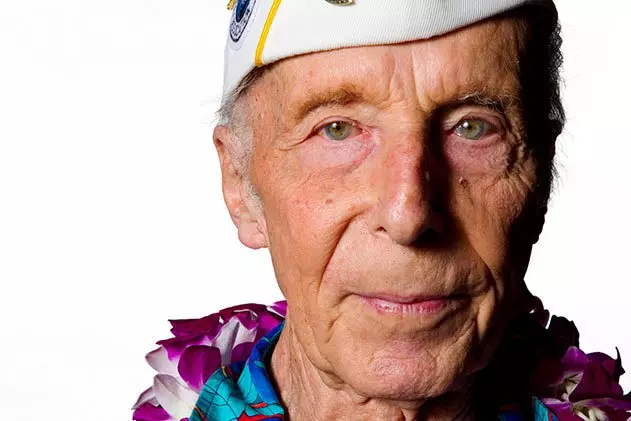 Richard Laubert i mbijetuari i Pearl Harbor