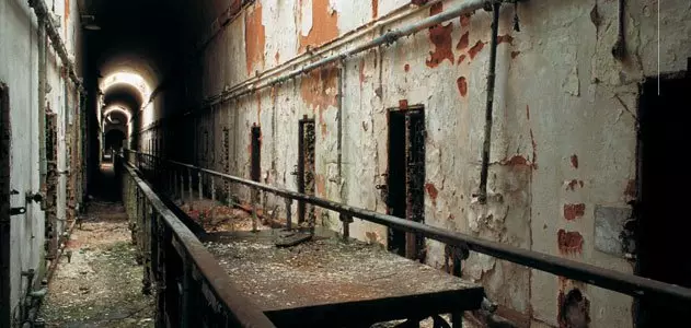 Ekialdeko Estatuko Penitentziarioa: Iraganeko Kartzela