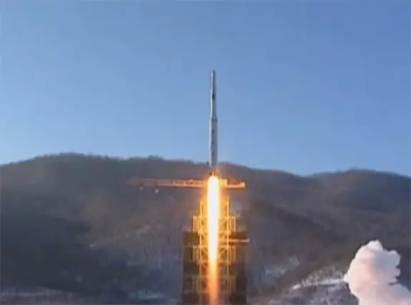 Noord-Korea se mislukte satelliet kan ruimte vir almal verwoes